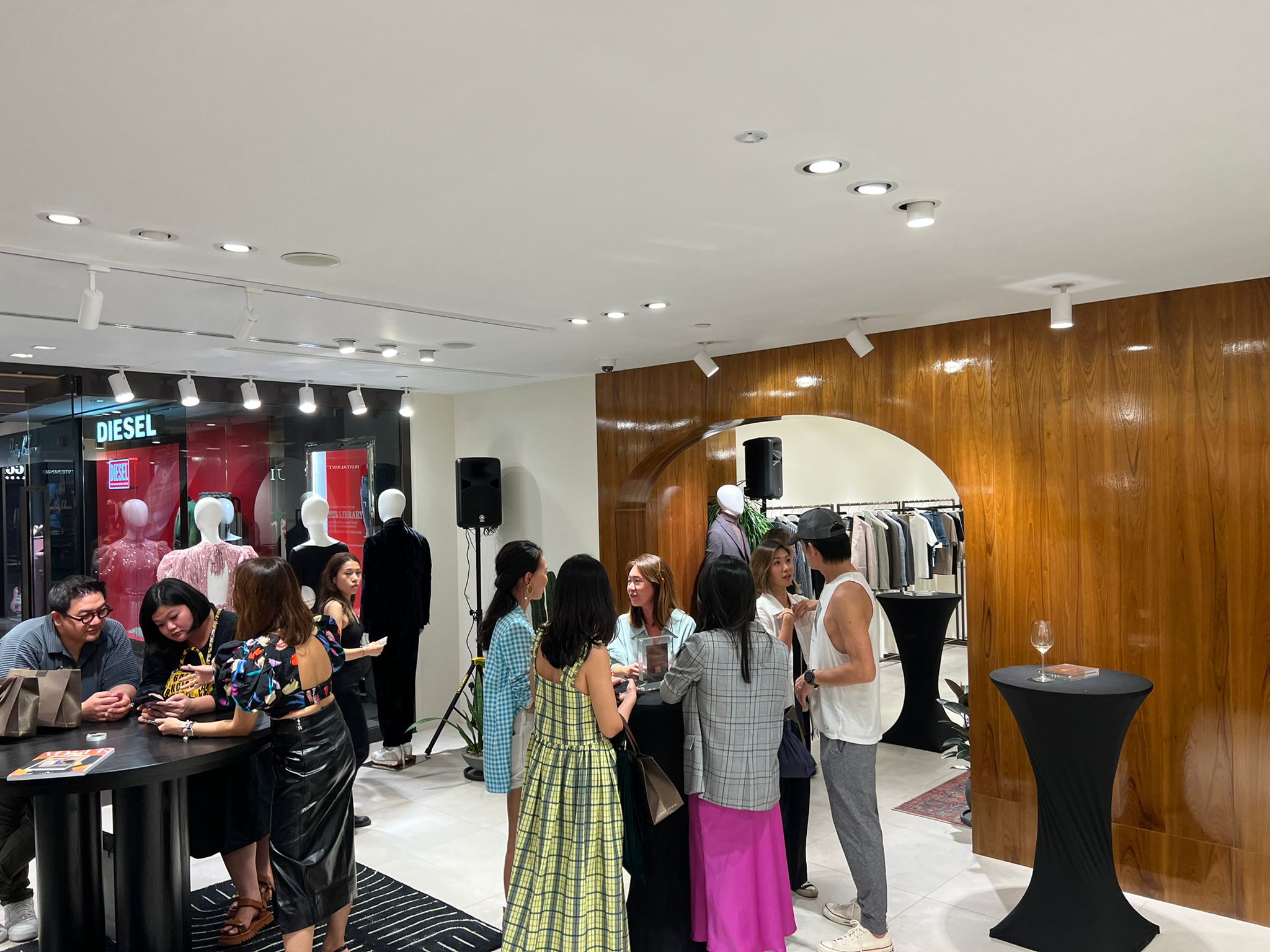 Rent Sound System and Speakers in Singapore. Best Value Rental.